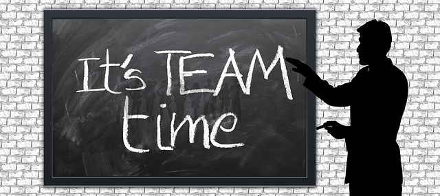 Dispersed Teams : a Volvo IT Case Study